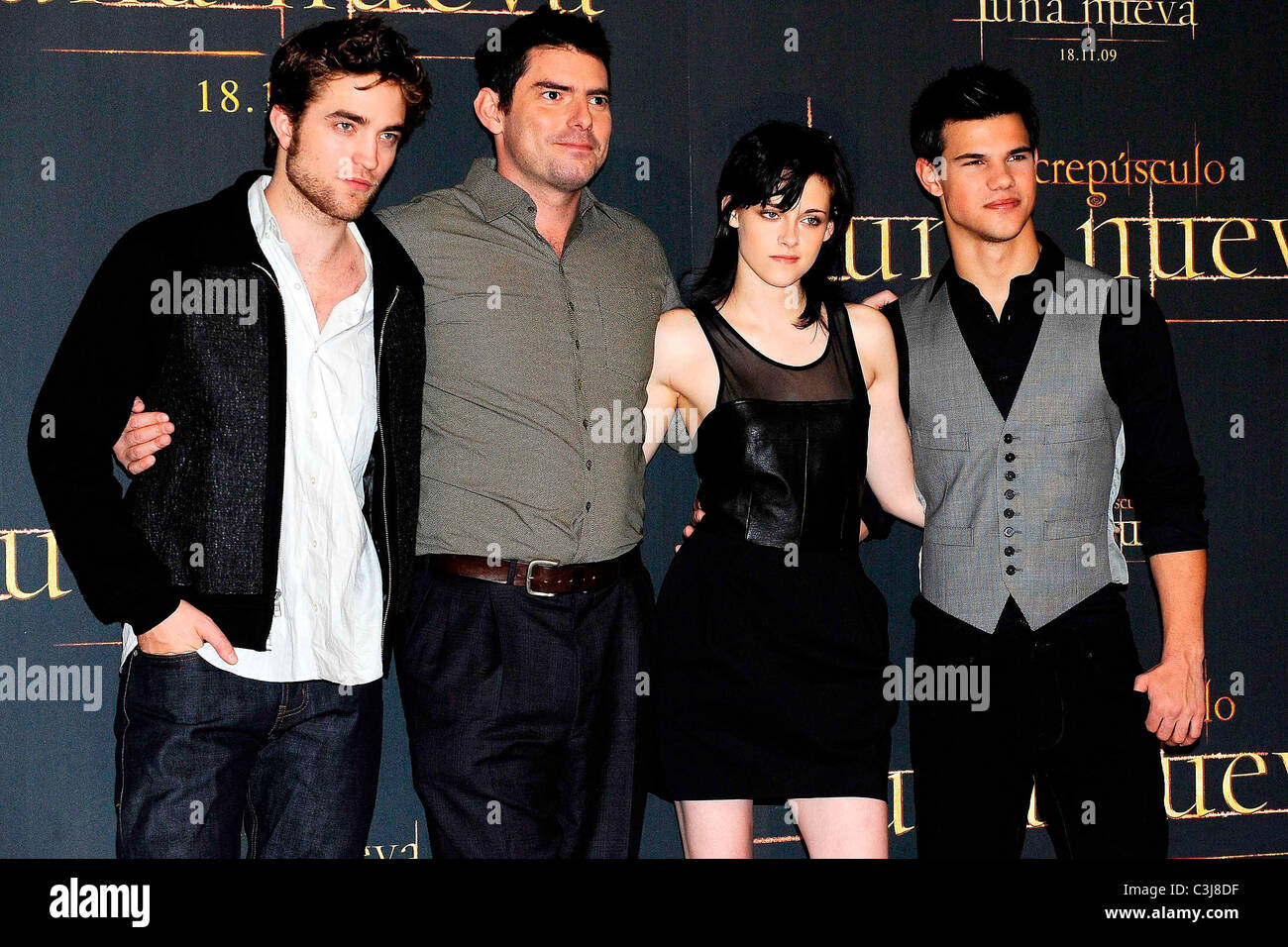 Taylor Lautner And Kristen Stewart Ew Photoshoot