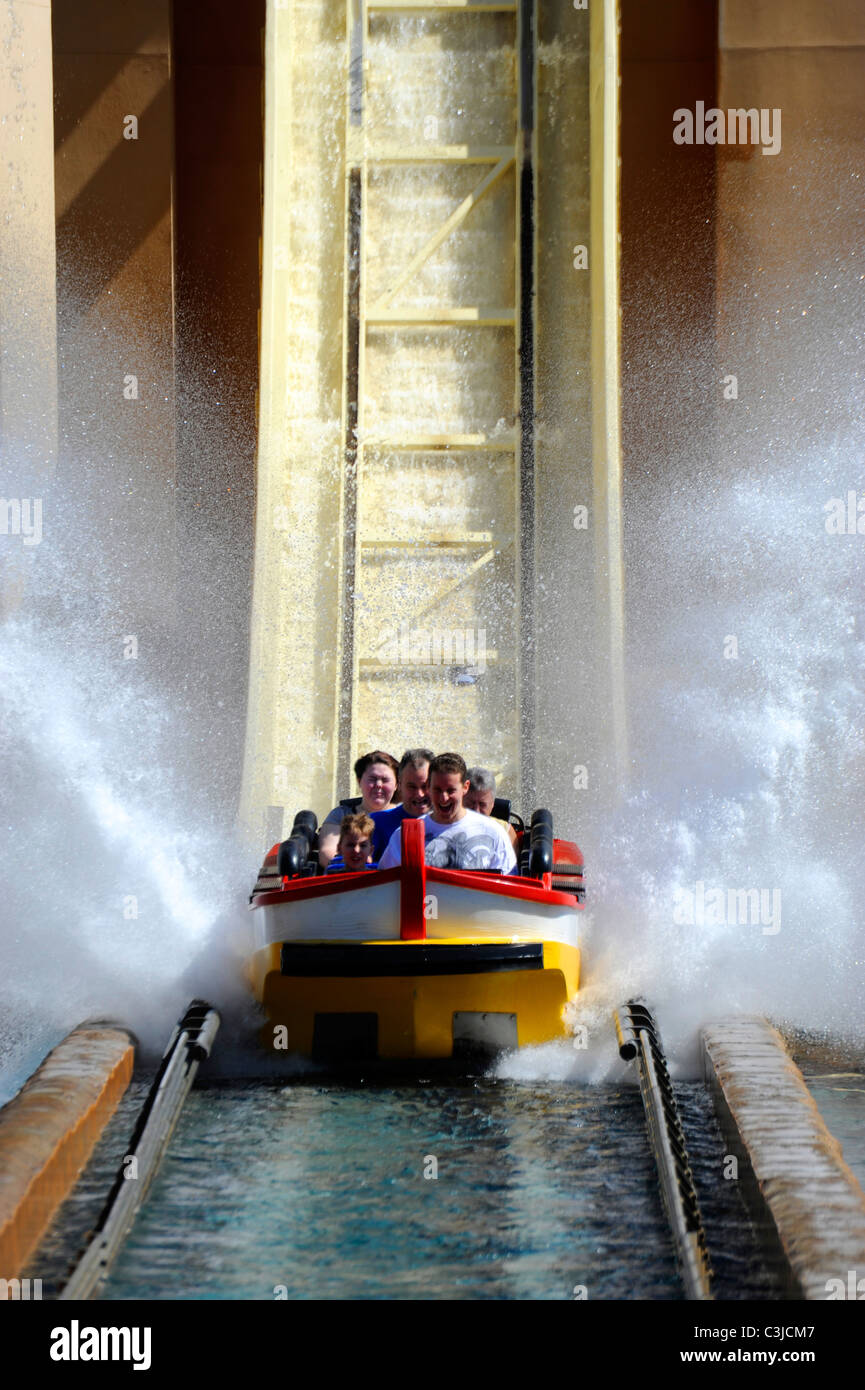 Journey atlantis ride sea world hi-res stock photography and images - Alamy