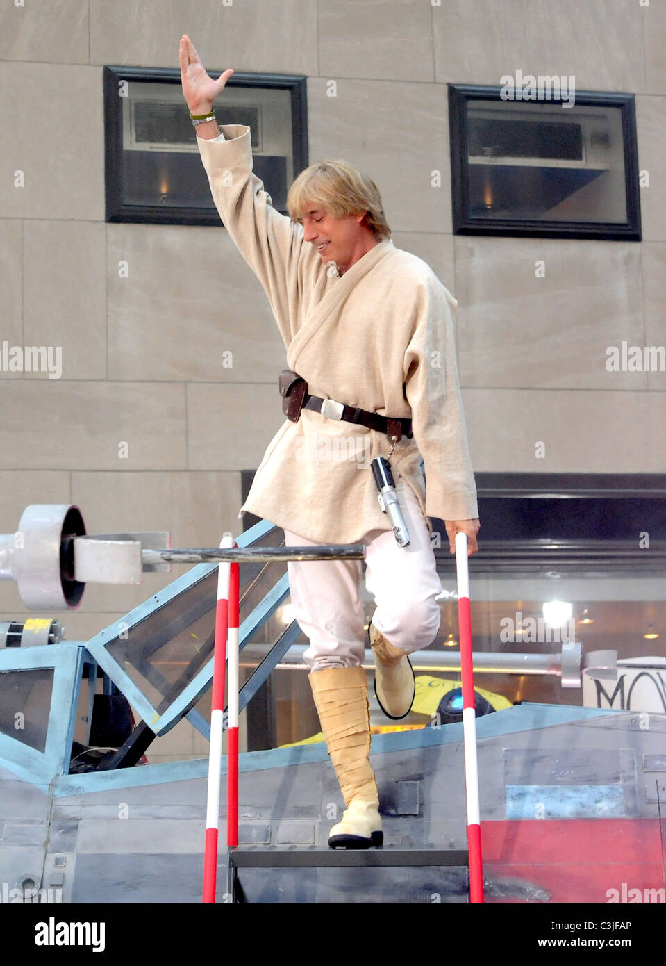 Matt lauer as luke skywalker hi-res stock photography and images - Alamy