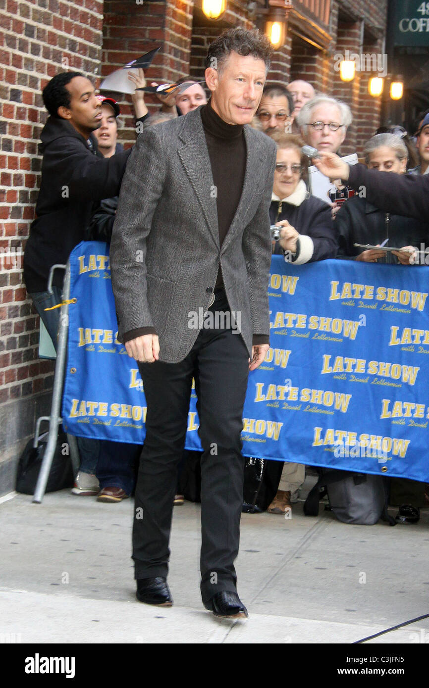 American singer-songwriter and actor Lyle Lovett outside the Ed ...