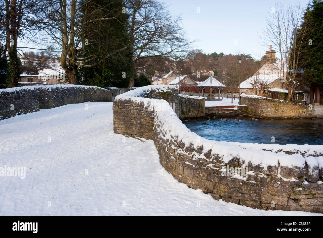 Sheepwash Bridge,Ashford in the Water Stock Photo - Alamy