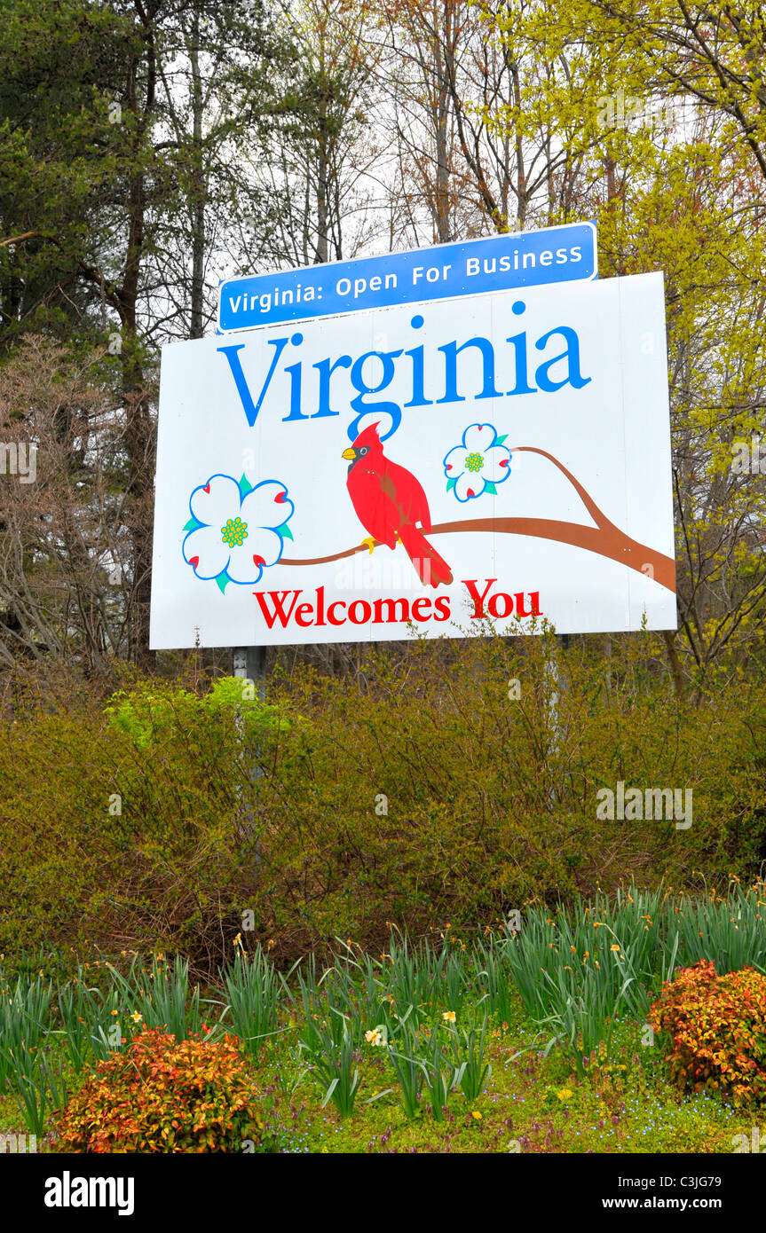 Welcome to Virginia highway sign Stock Photo - Alamy