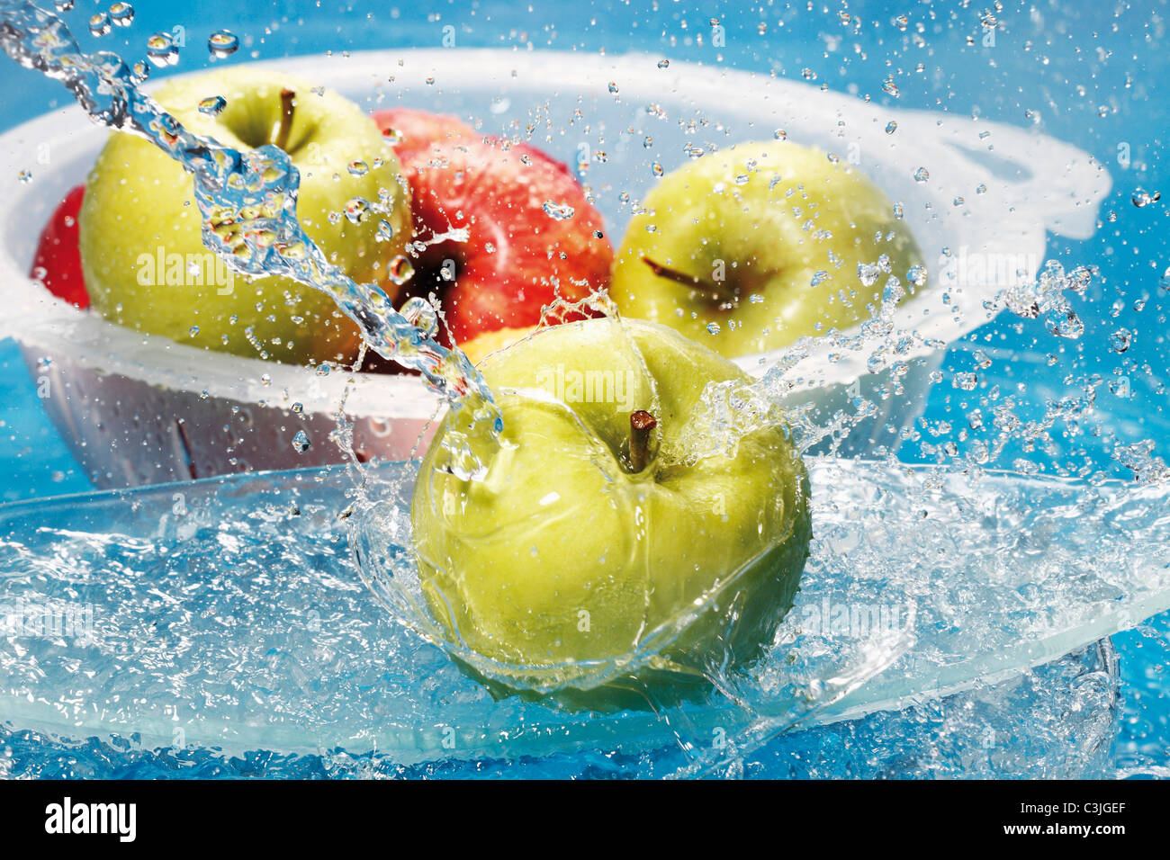 Eating under water hi-res stock photography and images - Alamy