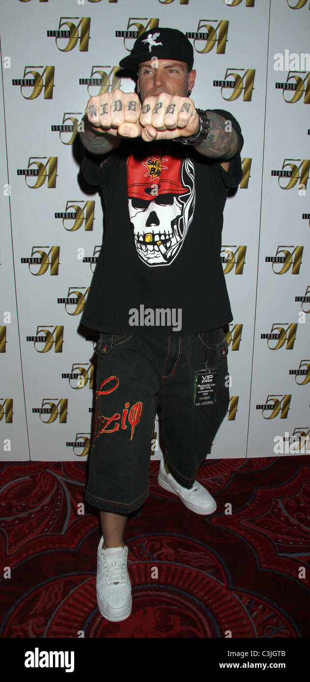 Vanilla ice rapper hi-res stock photography and images - Alamy