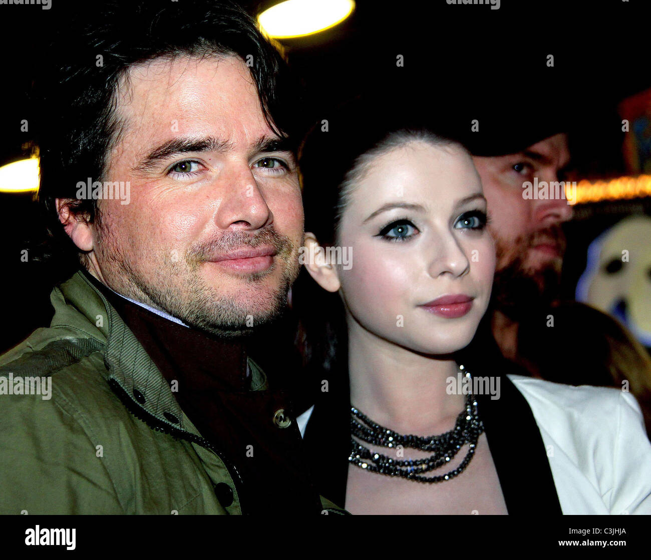 Matthew Settle and Michelle Trachtenberg American Eagle Outfitters ...