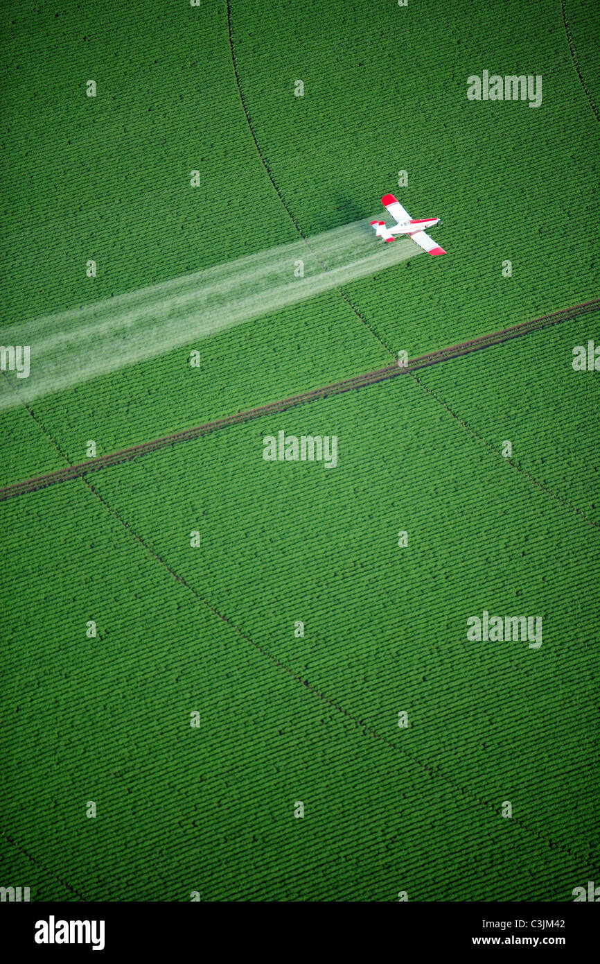 Crop duster hi-res stock photography and images - Alamy