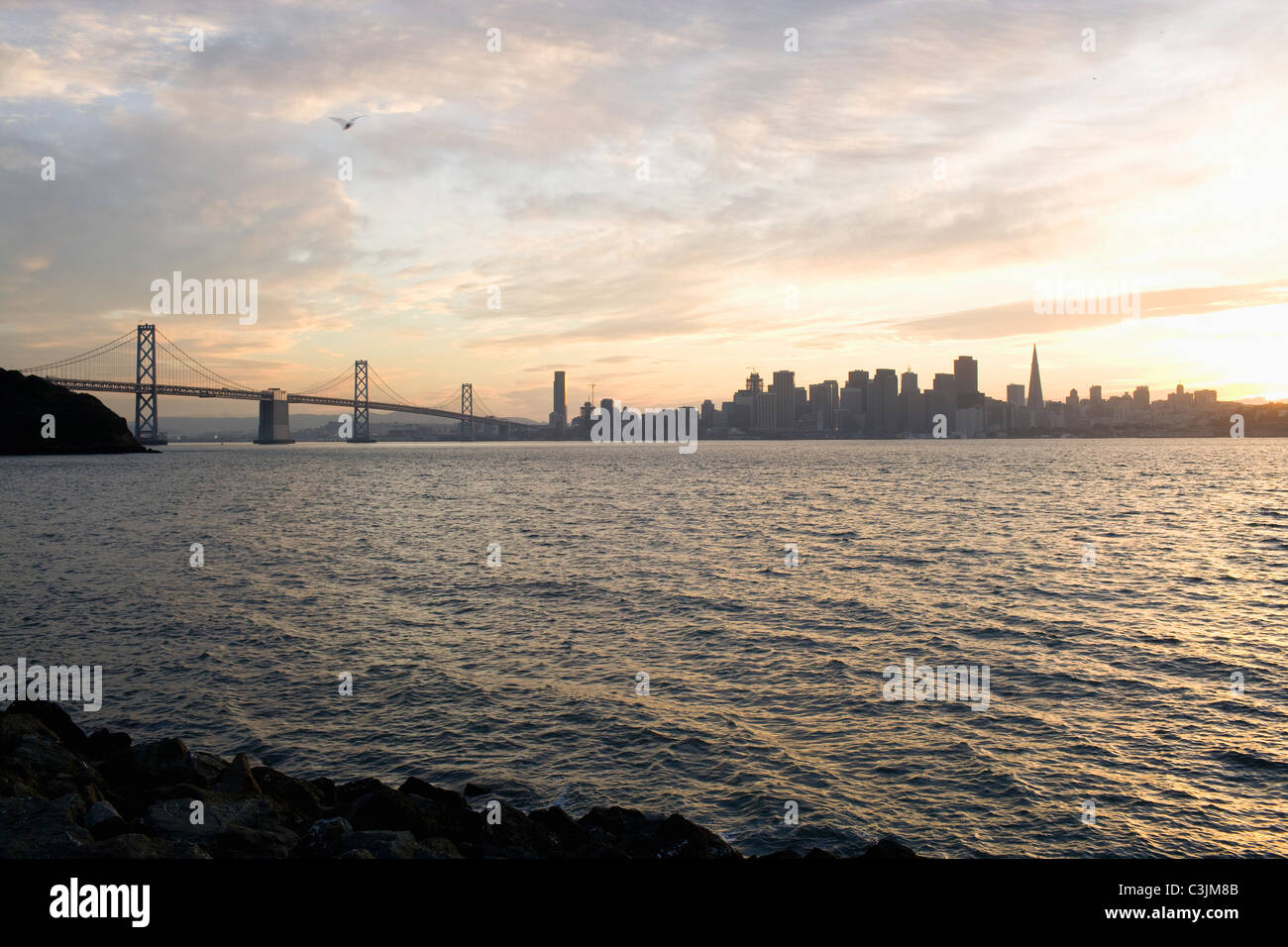 Golden gate bridge and skyline hi-res stock photography and images - Alamy