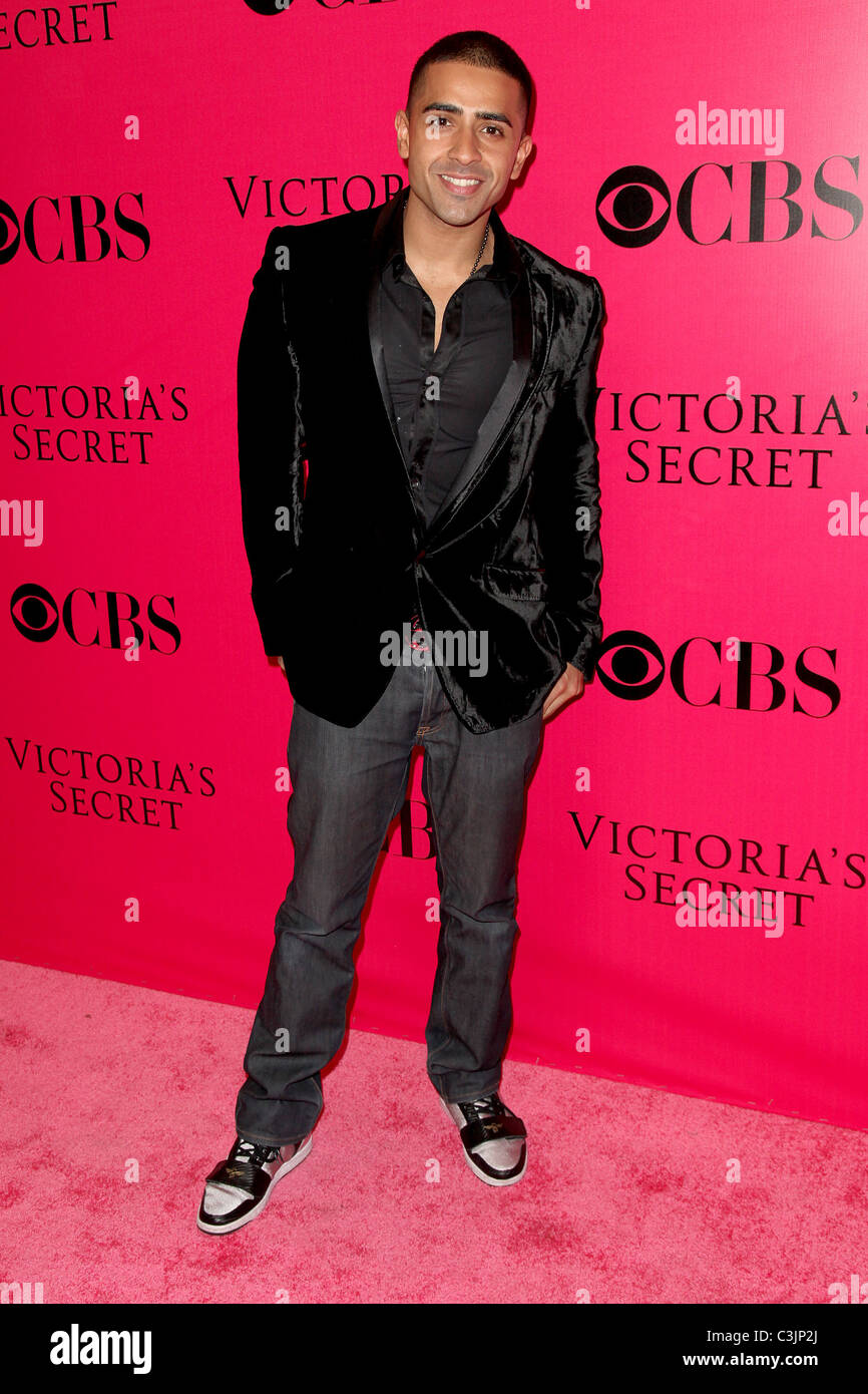 Jay Sean 2009 Victoria's Secret Fashion Show at The Armory - Arrivals ...