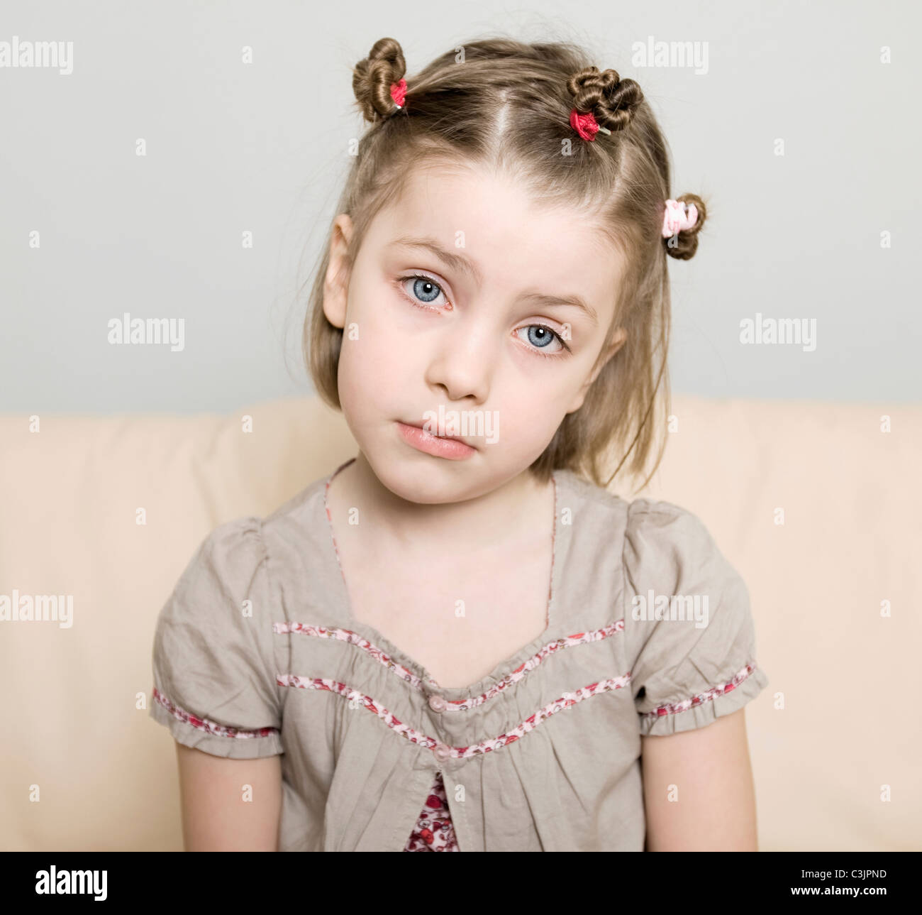 Portrait of sad girl (6-7 Stock Photo - Alamy