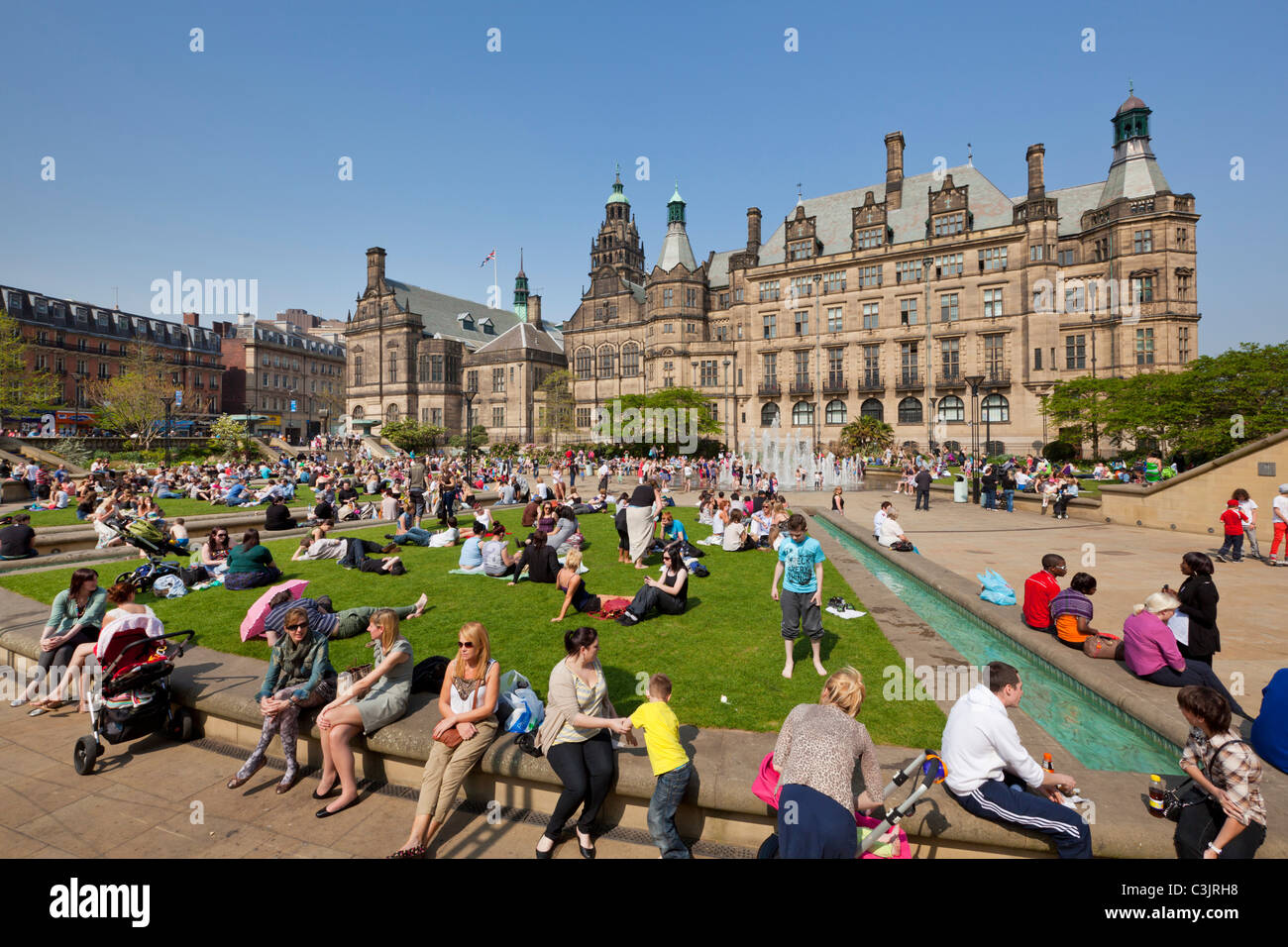 Sheffield cityscape hi-res stock photography and images - Alamy