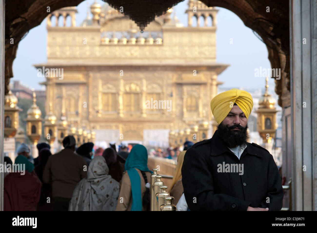 Sikh temple guard hi-res stock photography and images - Alamy