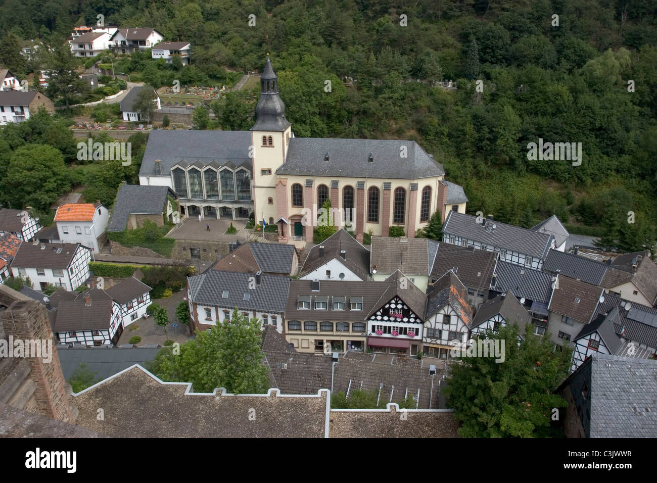 burg castle hengebach heimbach salvatorkirche salvator church Stock ...