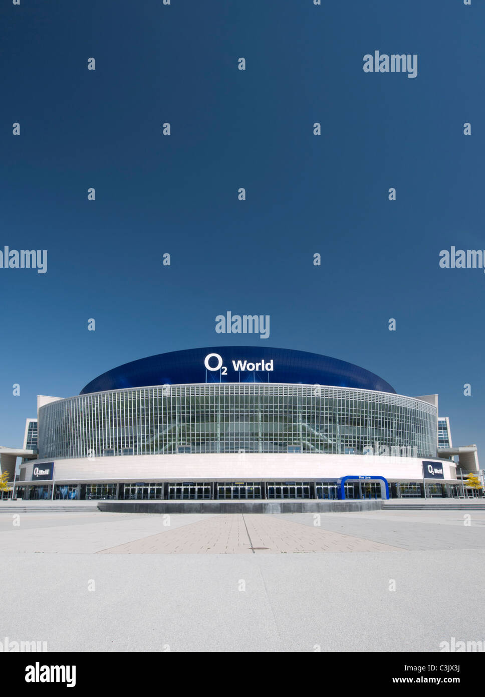 O2 stadium hi-res stock photography and images - Alamy