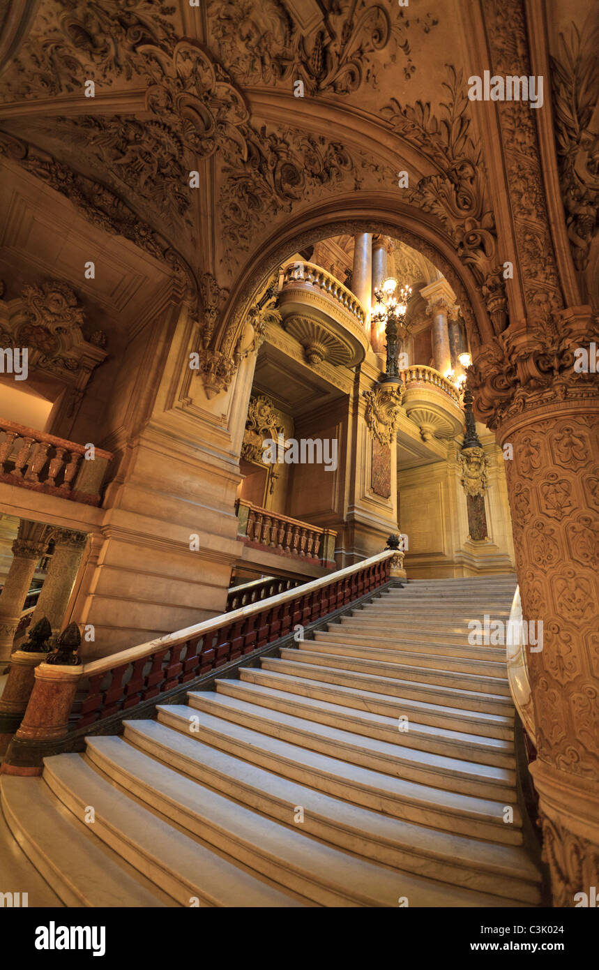 Palais garnier paris staircase hi-res stock photography and images - Alamy
