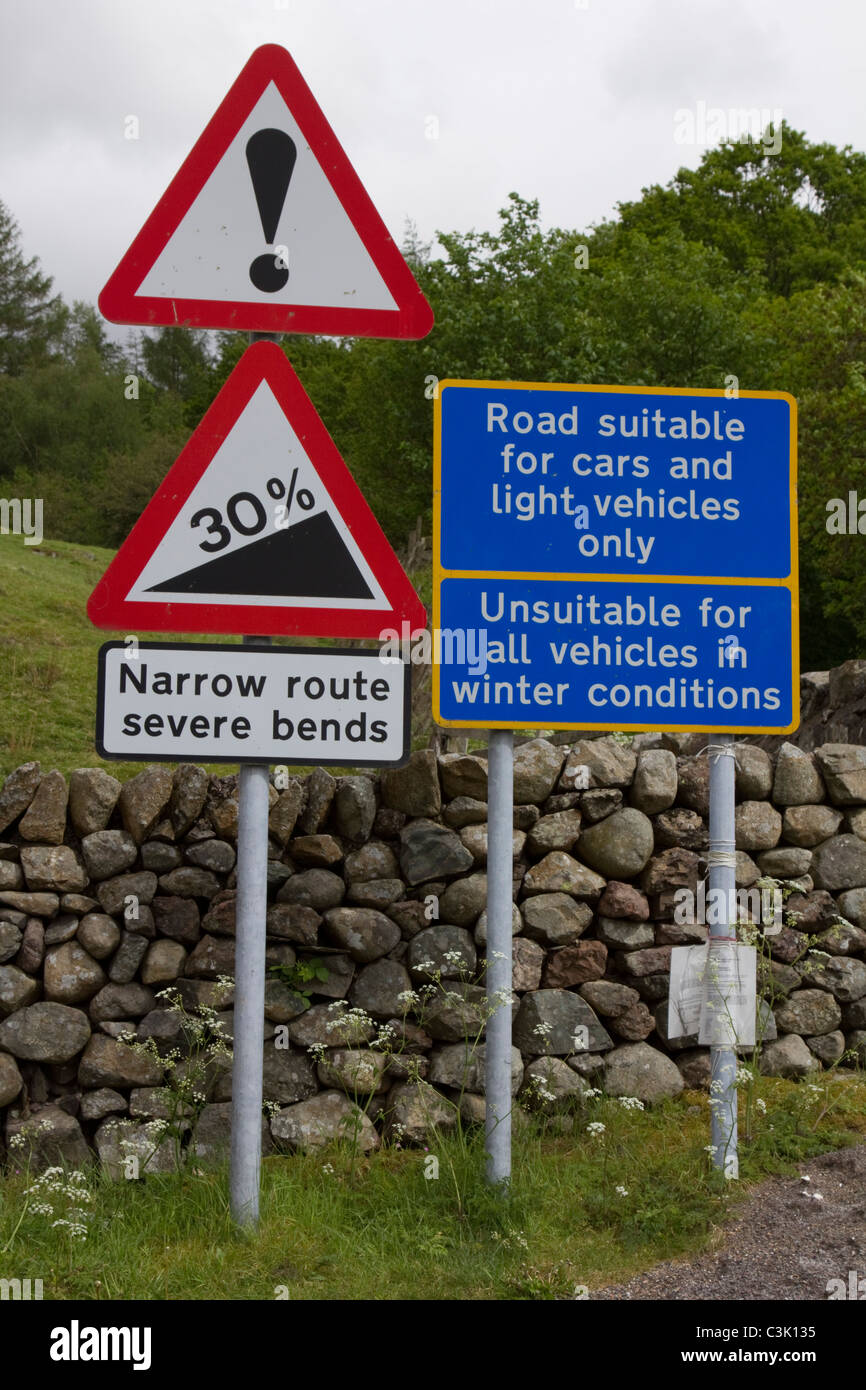 Lake district uk road signs hi-res stock photography and images - Alamy