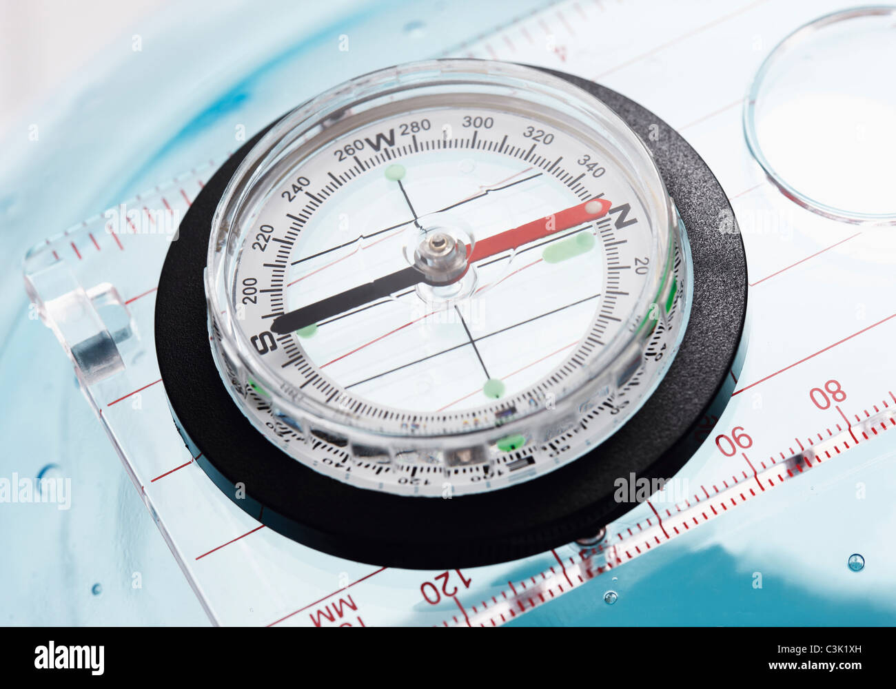 Compass scale hi-res stock photography and images - Alamy