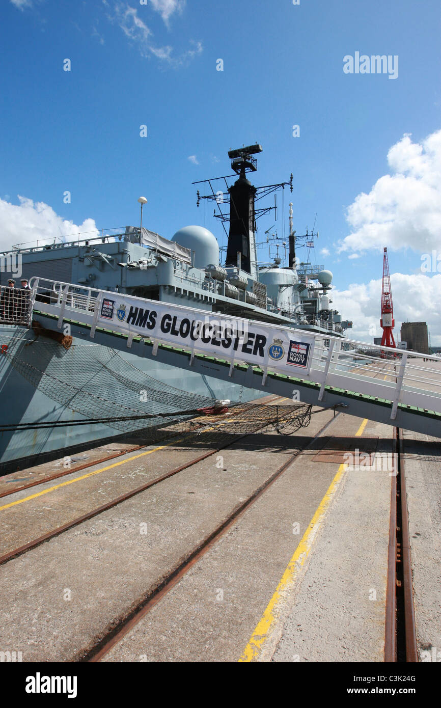 Farewell tour of HMS Gloucester, Royal Navy destroyer decommissioned at ...