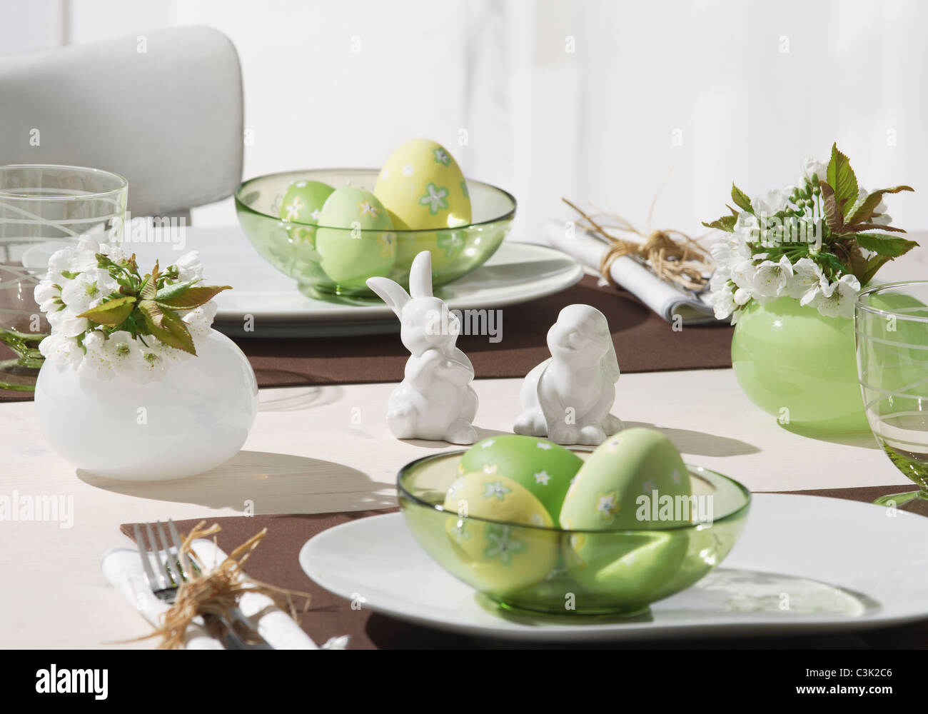 Dining table with easter breakfast setting Stock Photo - Alamy