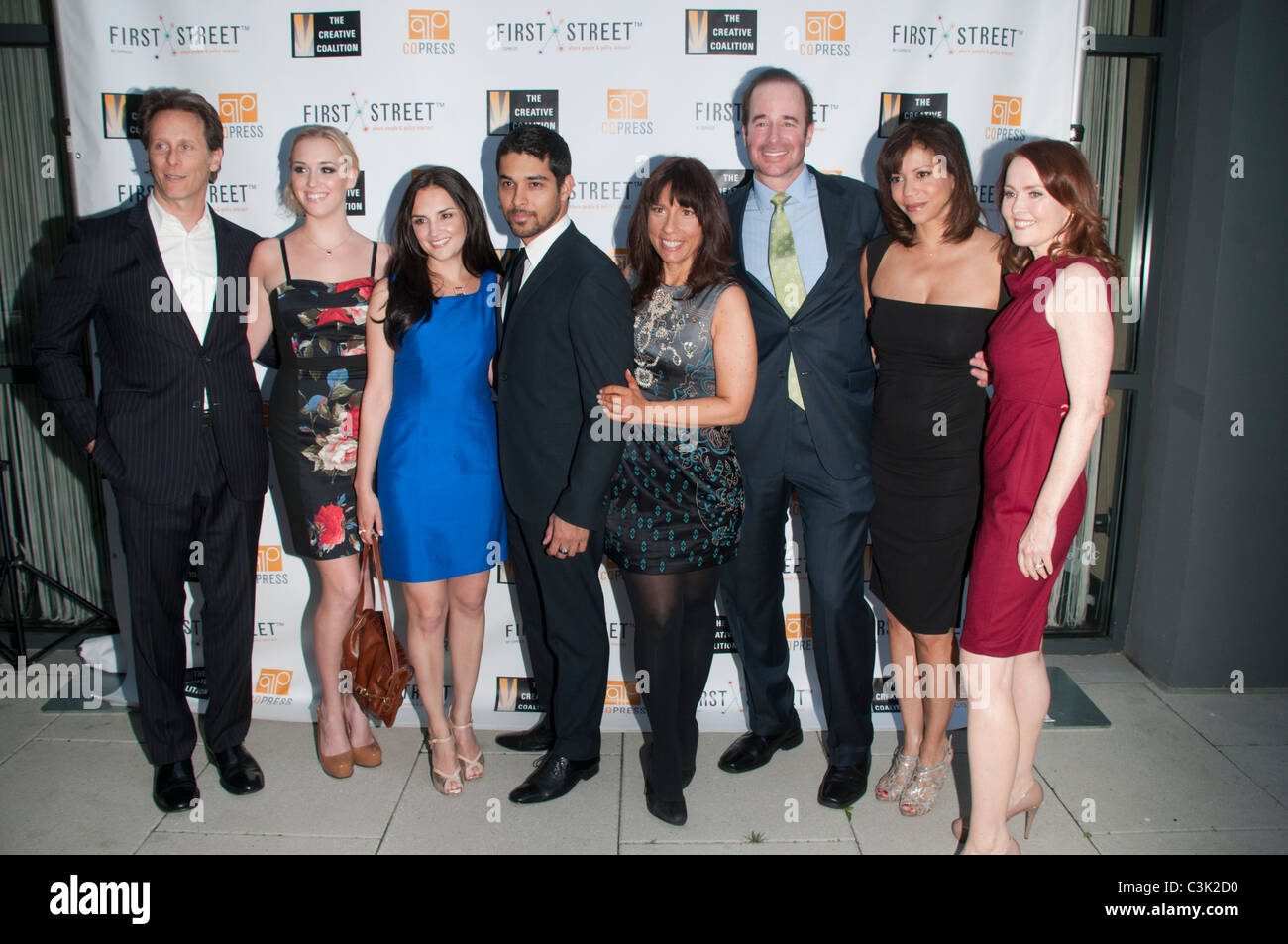 Steven Weber, Andrea Bowen, Rachael Leigh Cook, Wilmer Valderrama ...