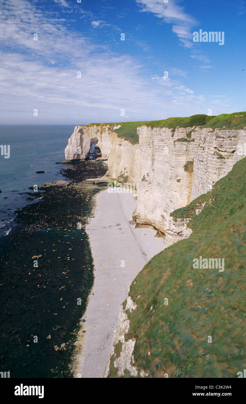 Porte d'Aval arch, Etretat, Normandy, FRANCE Stock Photo - Alamy