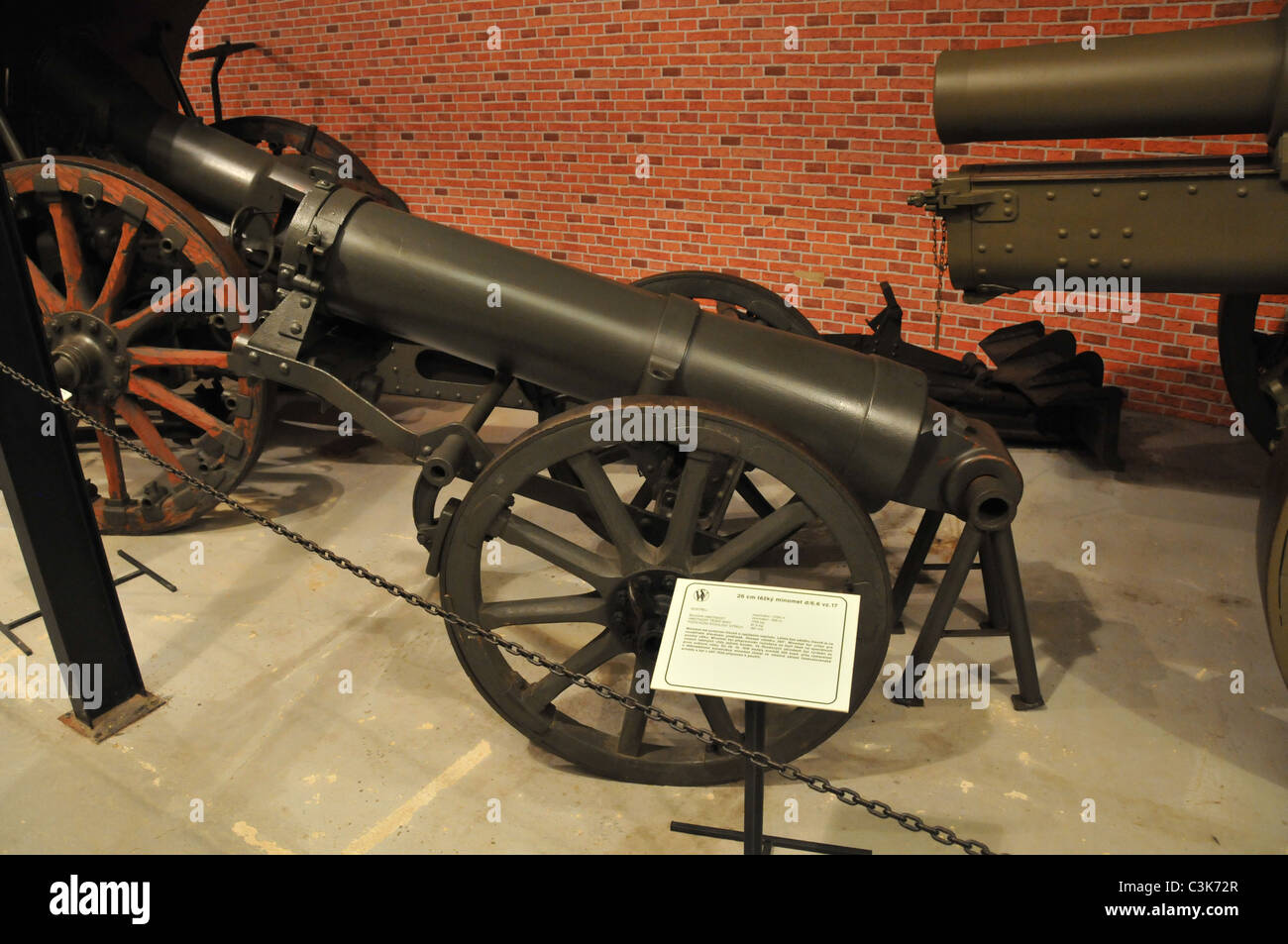 An Artillery Piece made by Skoda Stock Photo - Alamy