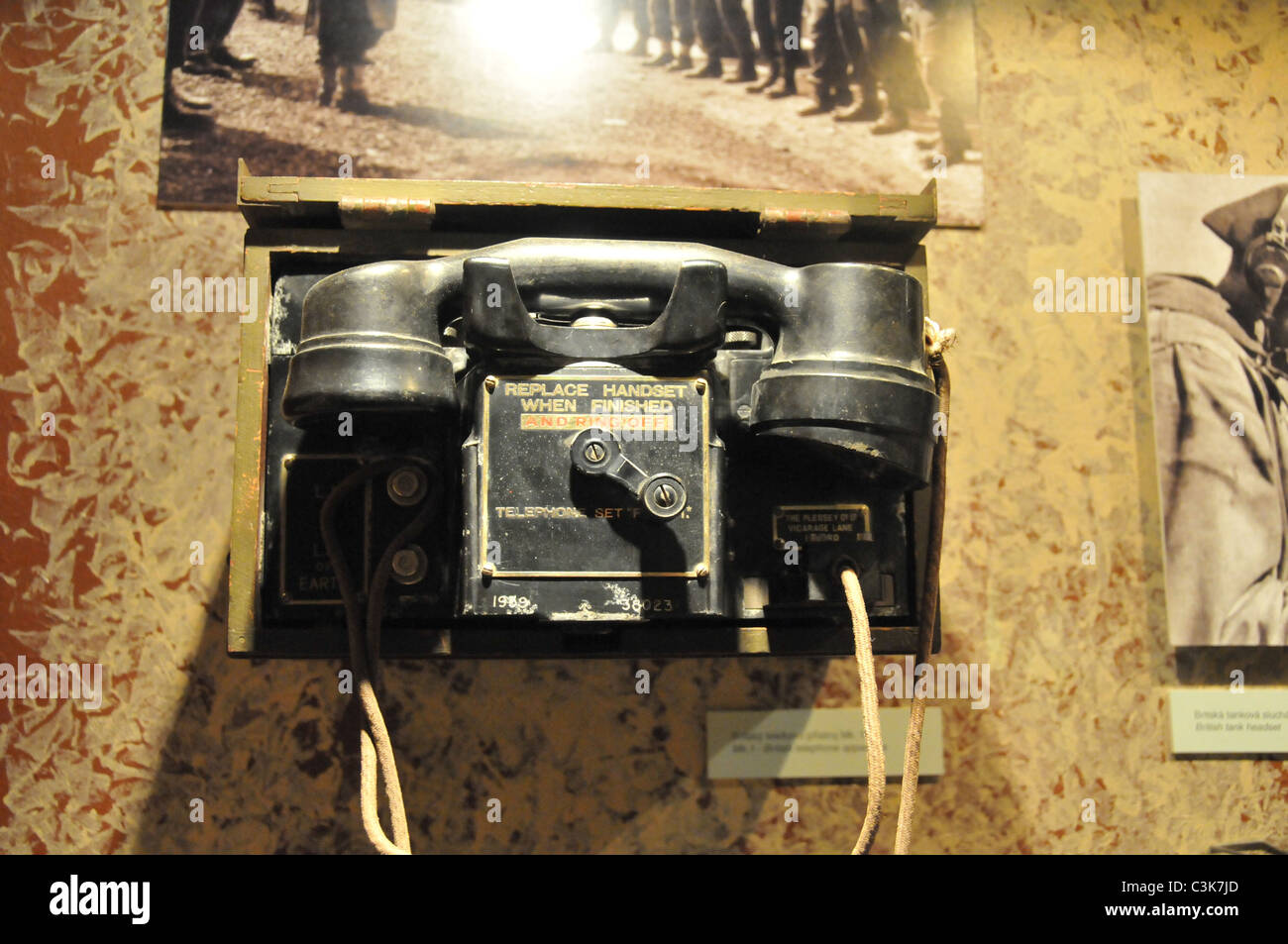 World war one radio communication hi-res stock photography and images ...
