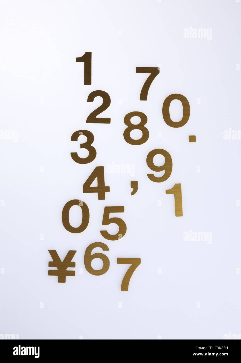 Nine plates hi-res stock photography and images - Alamy