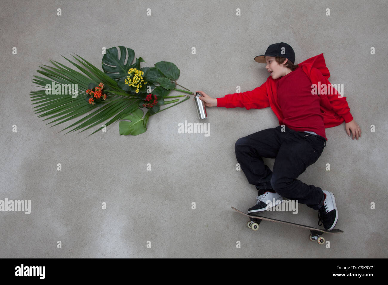 Side view spray from hi-res stock photography and images - Alamy
