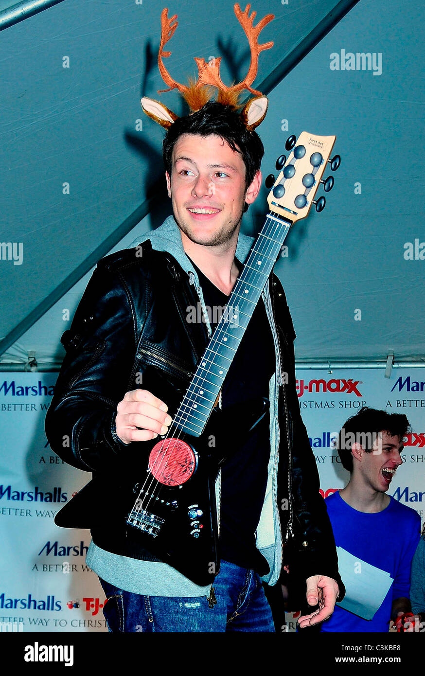 Cory Montieth Marshalls & TJ Maxx's 'Carol-oke' contest, held in Bryant ...