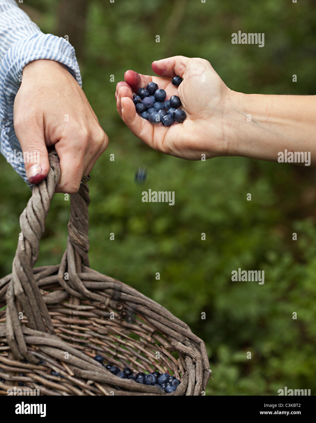 Hand movements hi-res stock photography and images - Alamy