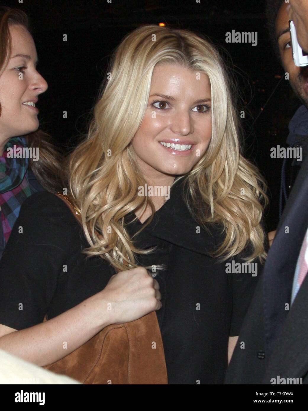 Signing autographes hi-res stock photography and images - Alamy