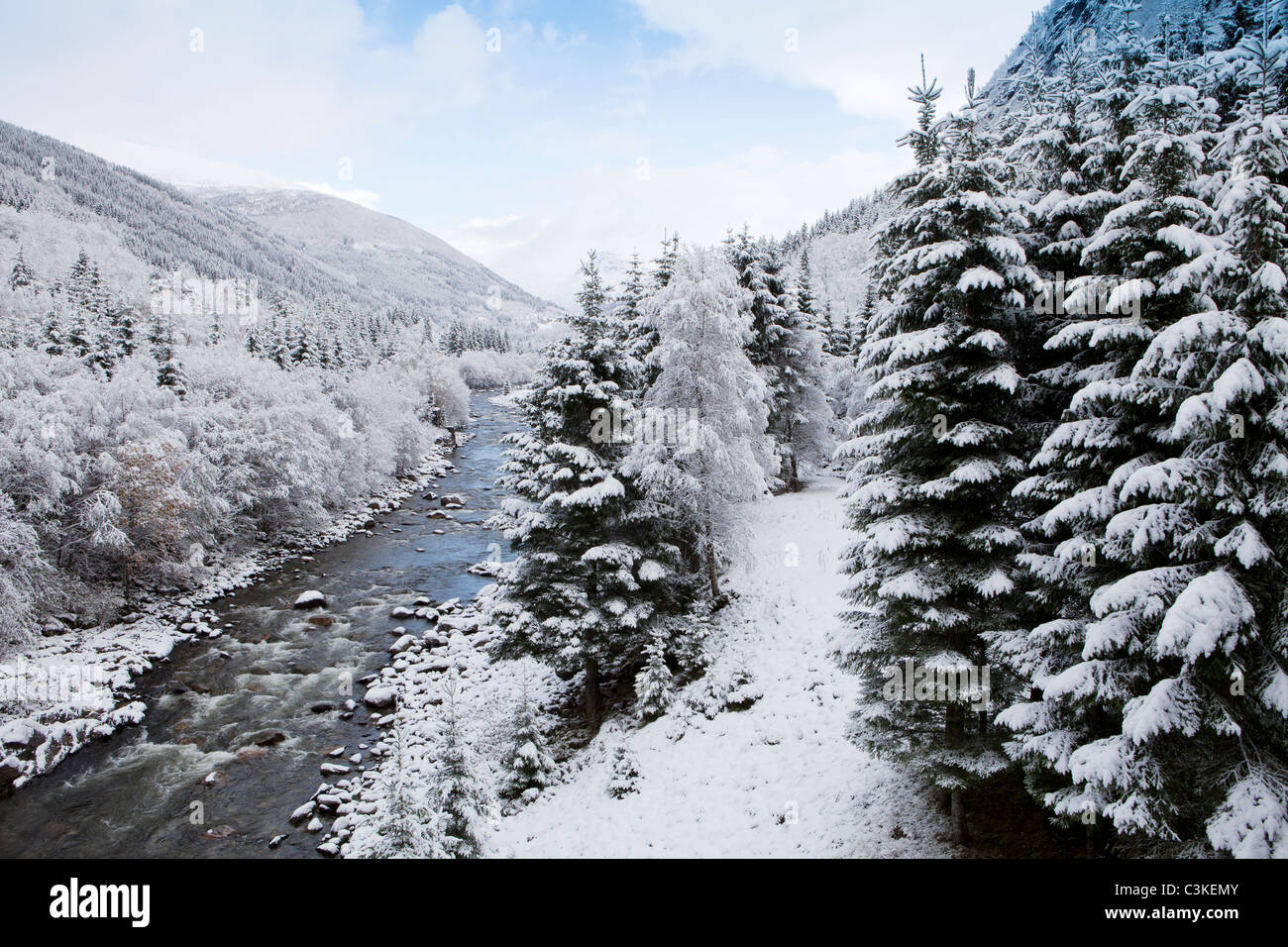 Covered streams hi-res stock photography and images - Alamy