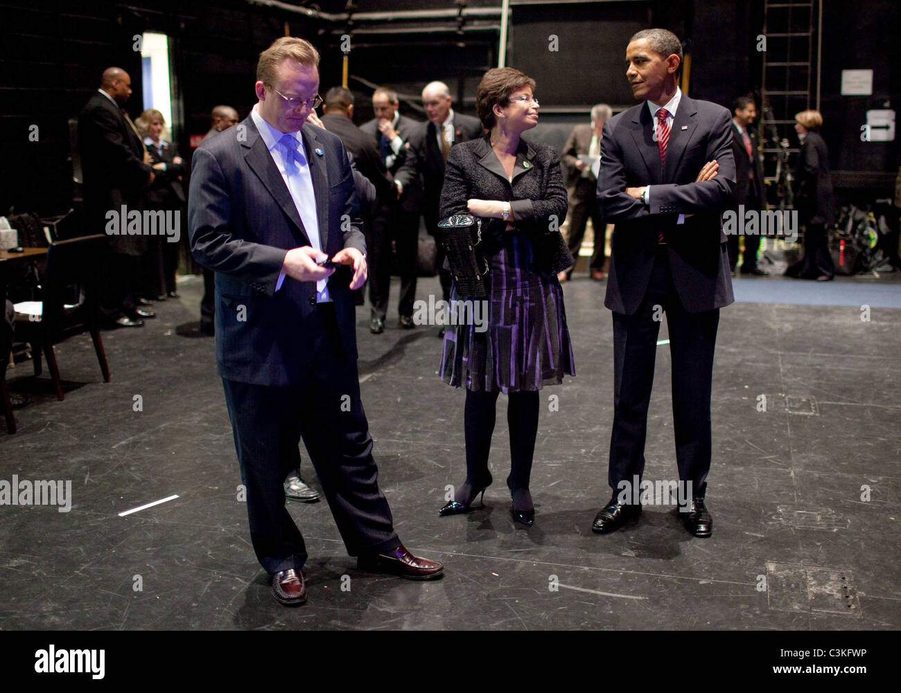 President Barack Obama, Senior Advisor Valerie Jarrett, and Press ...