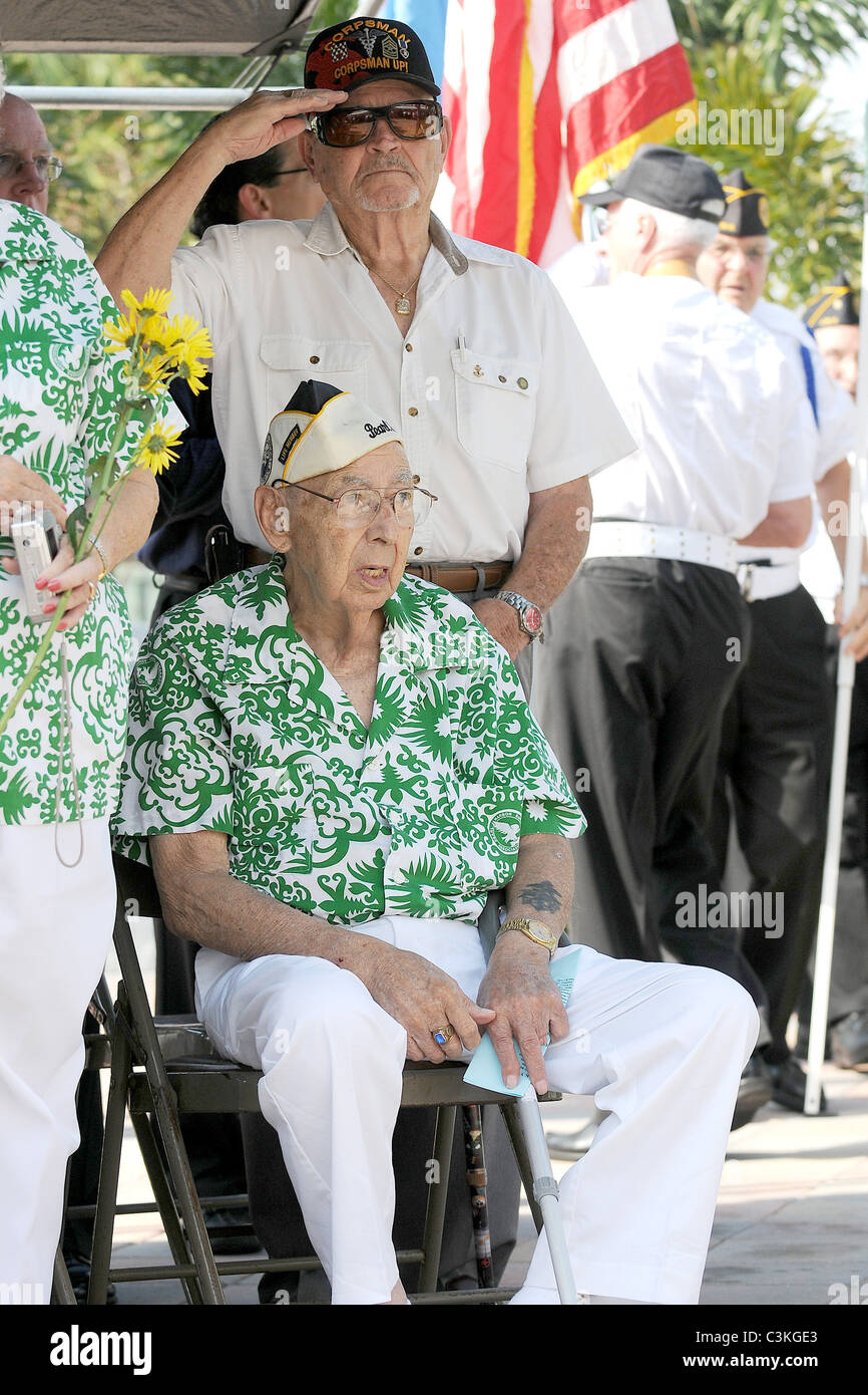 Edward Saffe and Fred Hackett, Pearl Harbor survivors Pearl Harbor ...