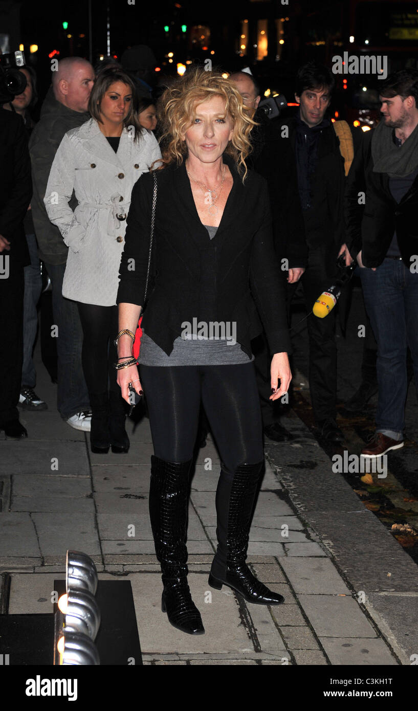 Kelly Hoppen Stella McCartney boutique Christmas lights switch on ...