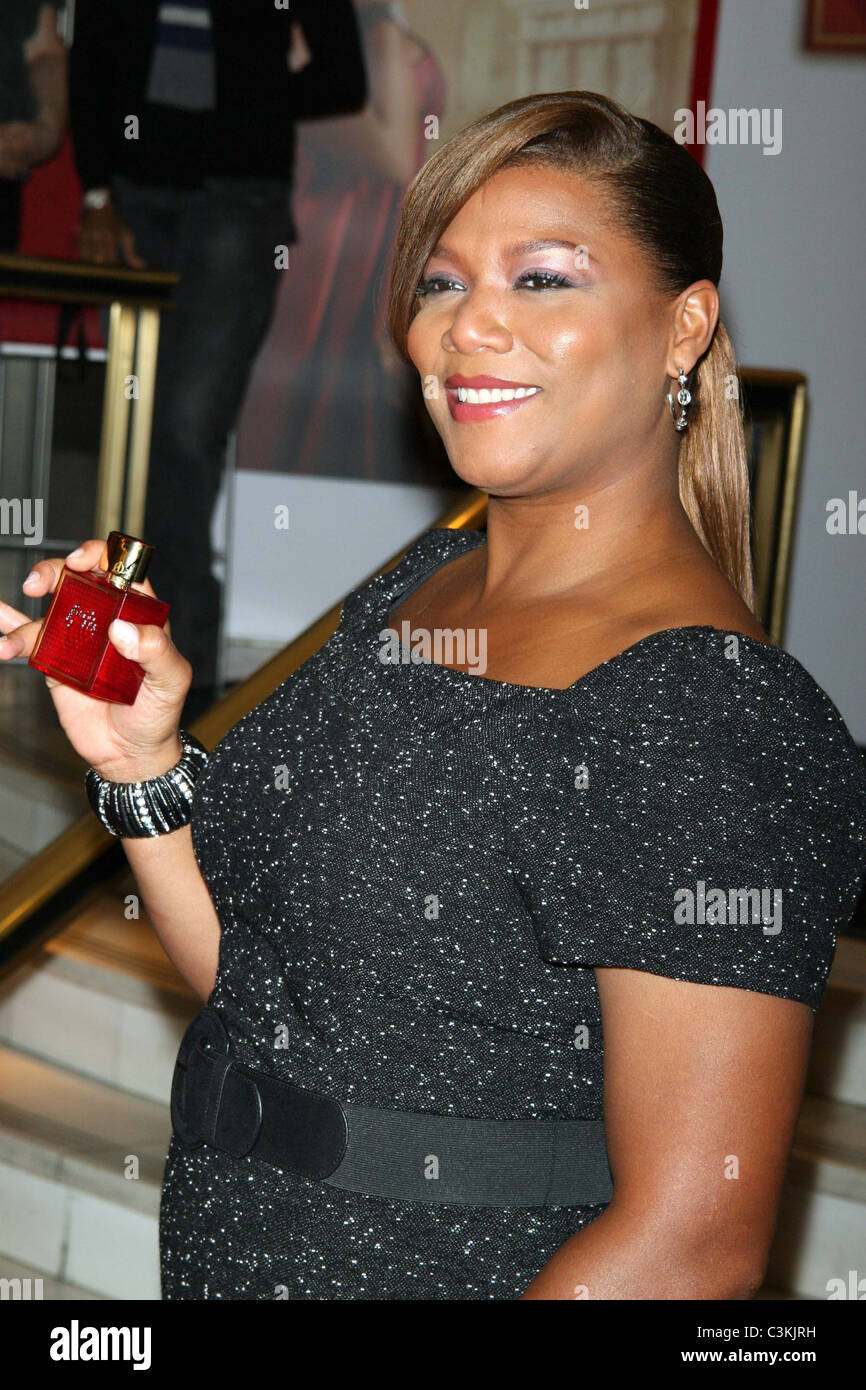 Queen Latifah 'Queen' by Queen Latifah Fragrance Launch at Herald ...