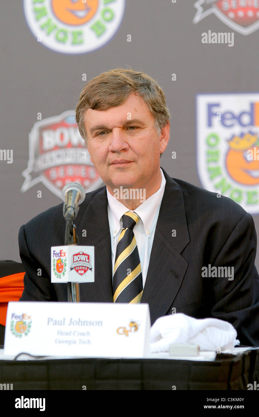 Hard rock hotel hollywood florida hi-res stock photography and images ...