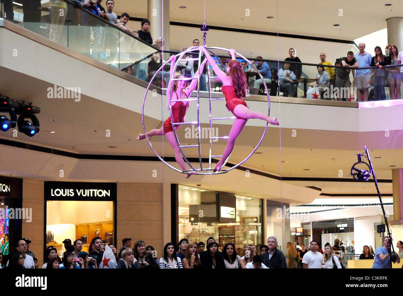 Atmosphere Hunky Santa and the Candy Cane Dancers performing routines ...