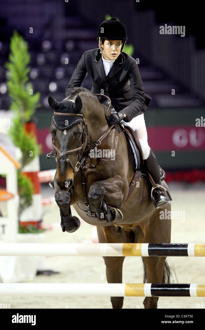 Charlotte Casiraghi Gucci Masters 2009 - International Jumping ...