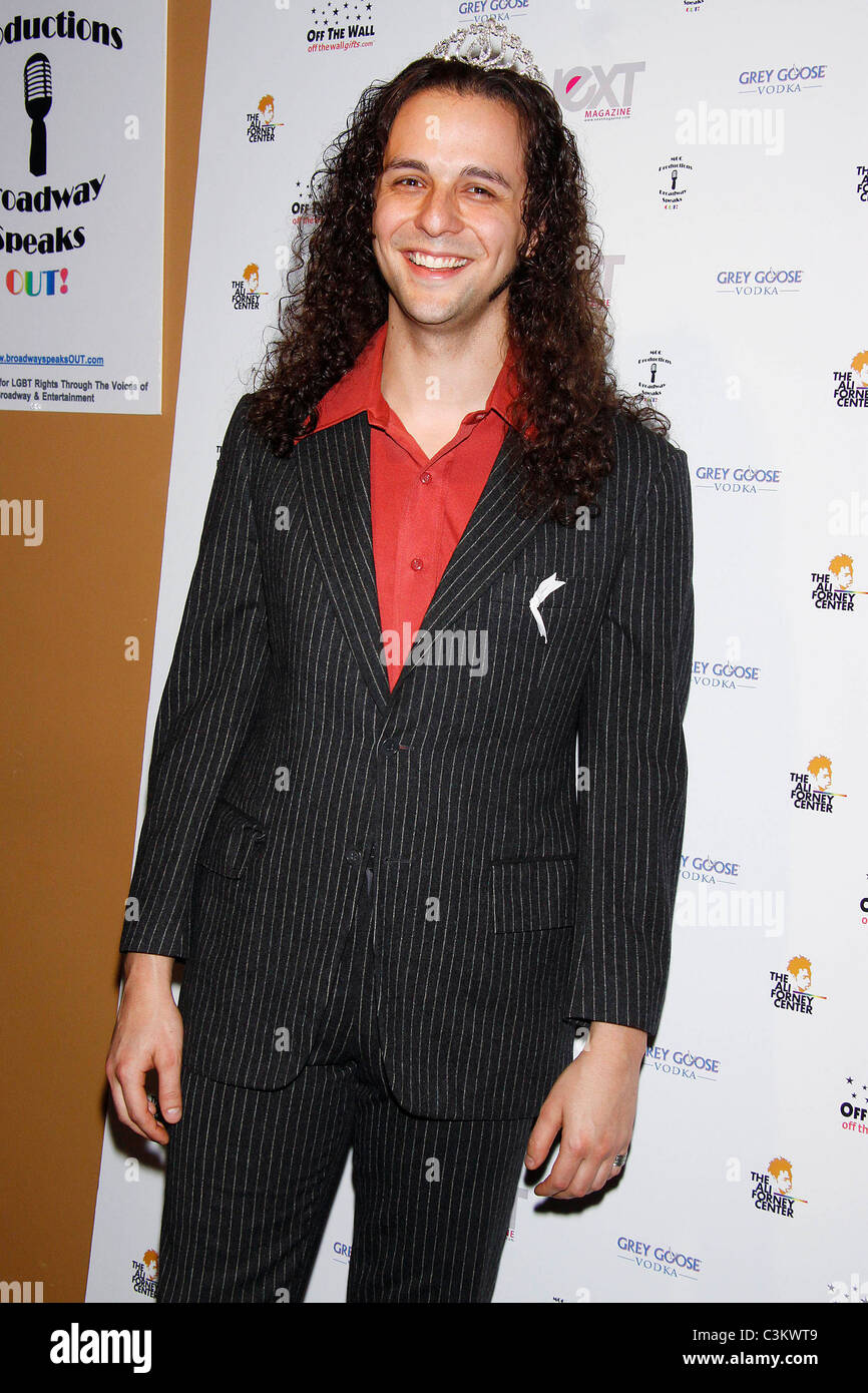 Anthony Hollock 'A Very Mary Holiday' benefiting The Ali Forney Center ...