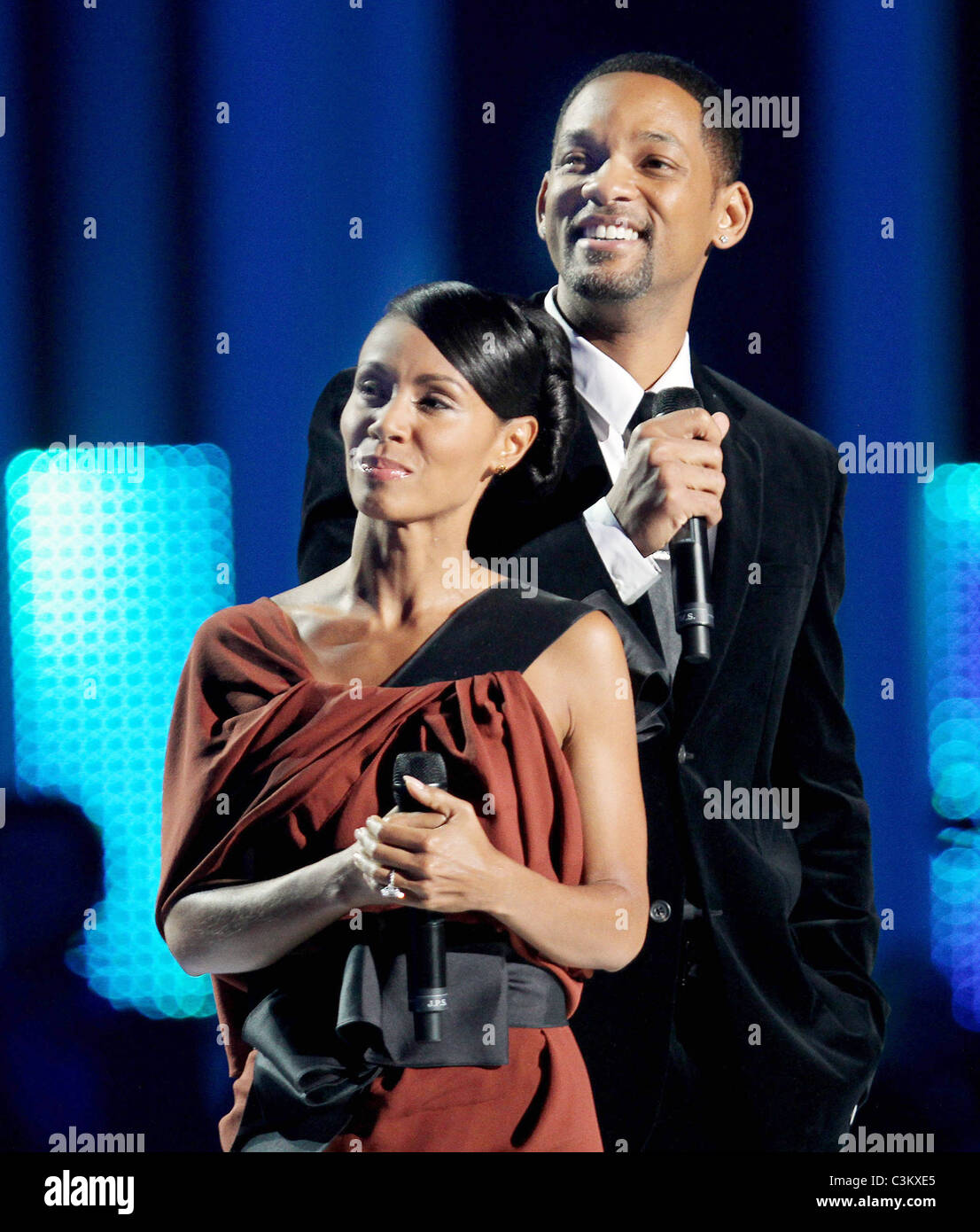 Hosts Will Smith and Jada Pinkett Smith on stage of the Nobel Peace ...