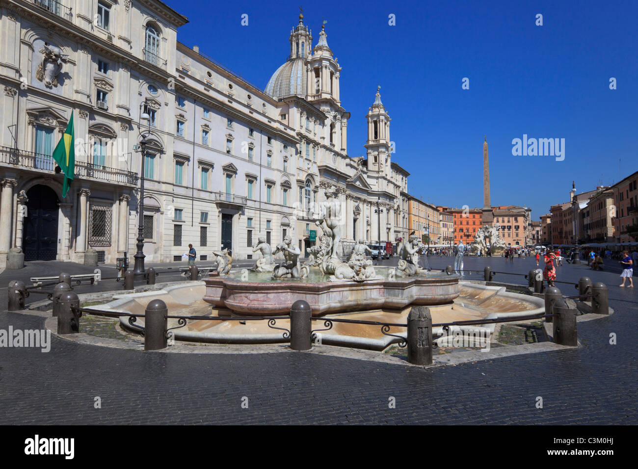 Piazza Navona famous landmark in Rome, Italy Stock Photo - Alamy