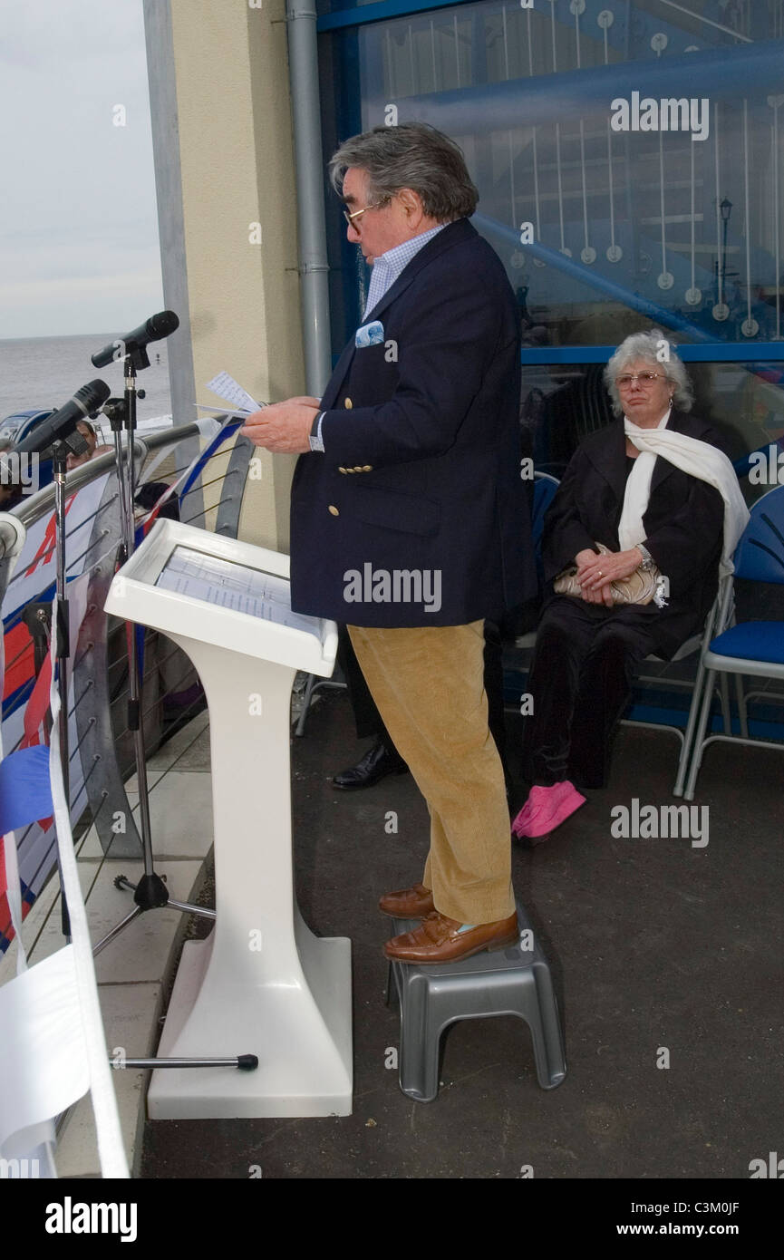 Ronnie hi-res stock photography and images - Alamy