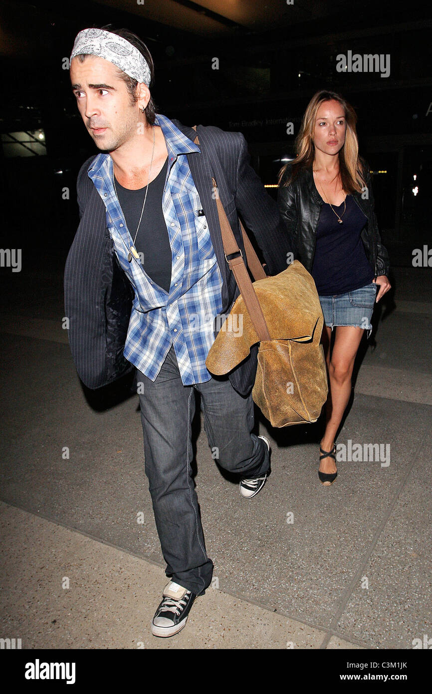 Colin Farrell and girlfriend Alicja Bachleda arrive at LAX airport ...