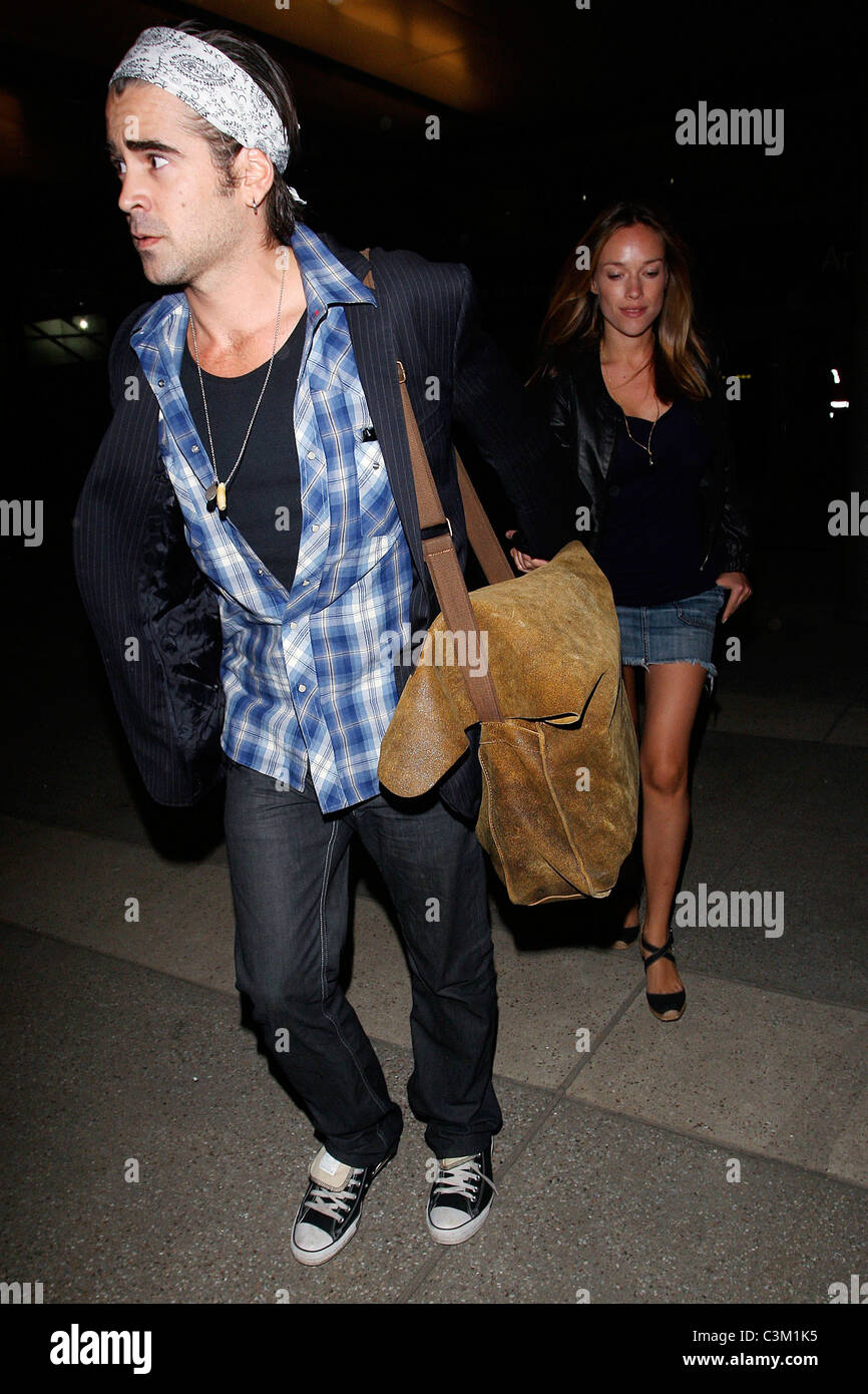 Colin Farrell and girlfriend Alicja Bachleda arrive at LAX airport ...