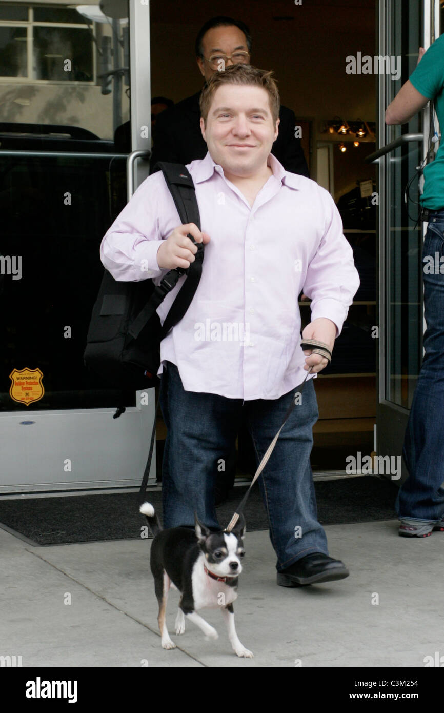 Bill Klein TLC's 'The Little Couple' filming at Jimmy Au's For Men 5-8 ...