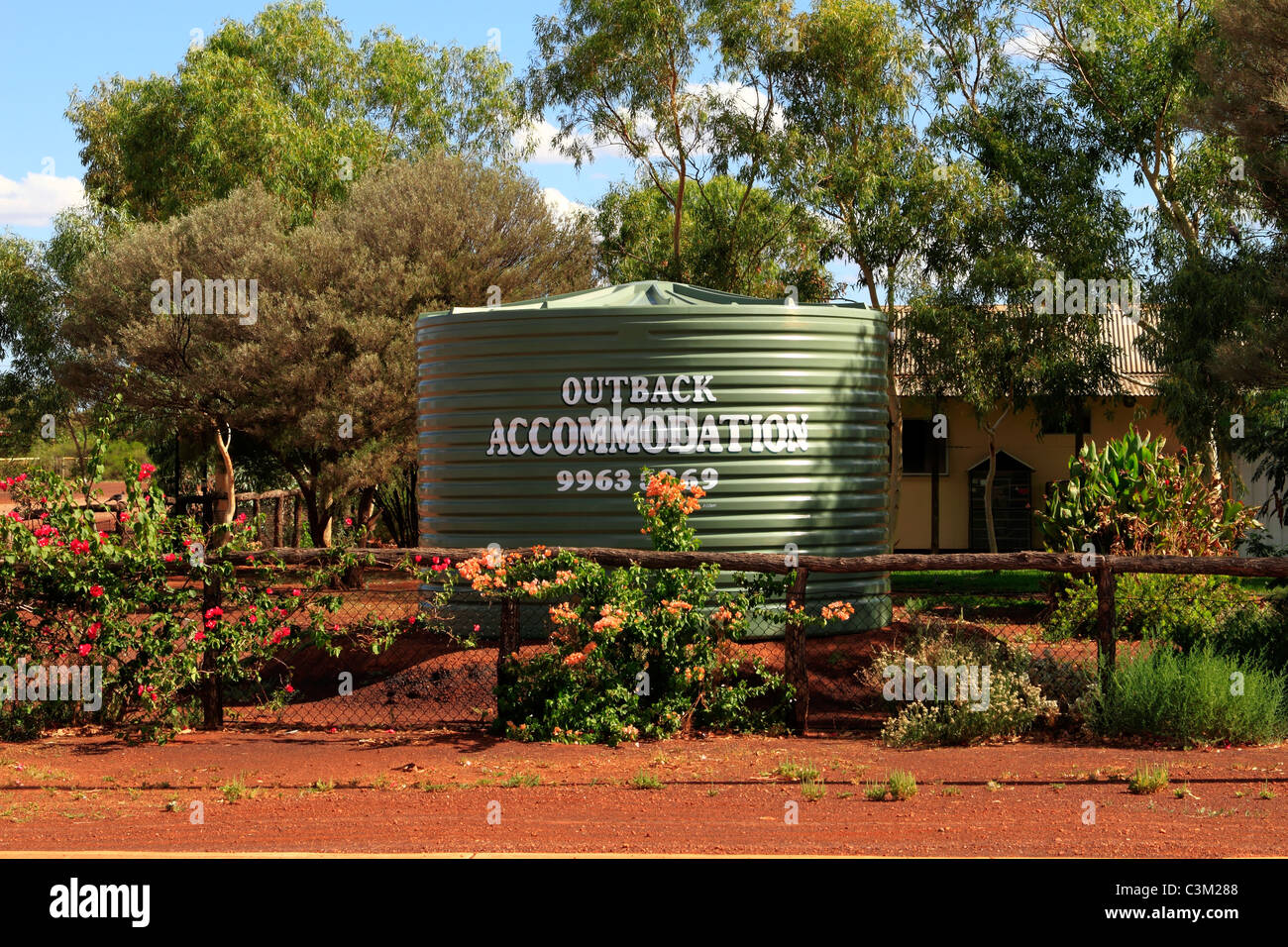 Outback water tank hi-res stock photography and images - Alamy