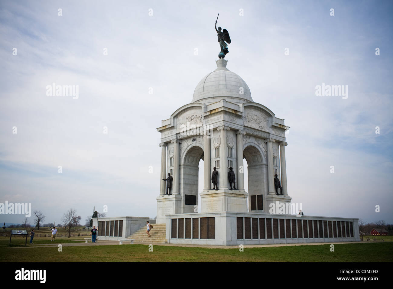 Pennsylvania Monument, largest monument at Gettysburg Battlefield Stock ...