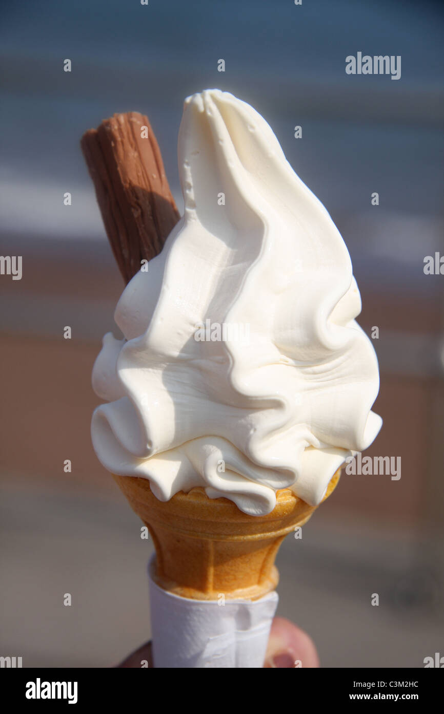 99 ice cream hi-res stock photography and images - Alamy