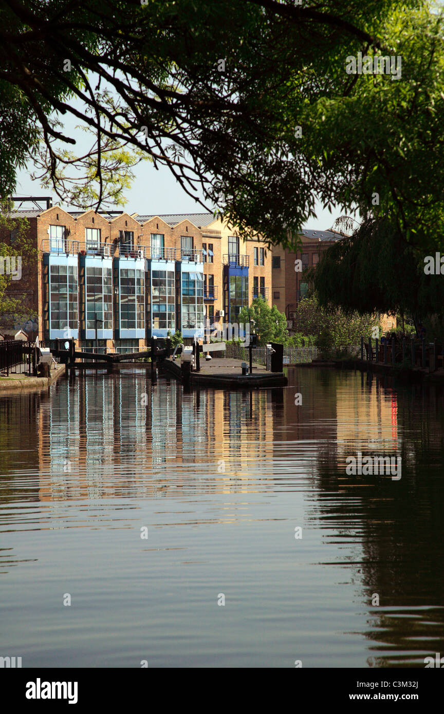 Kentish town road hi-res stock photography and images - Alamy